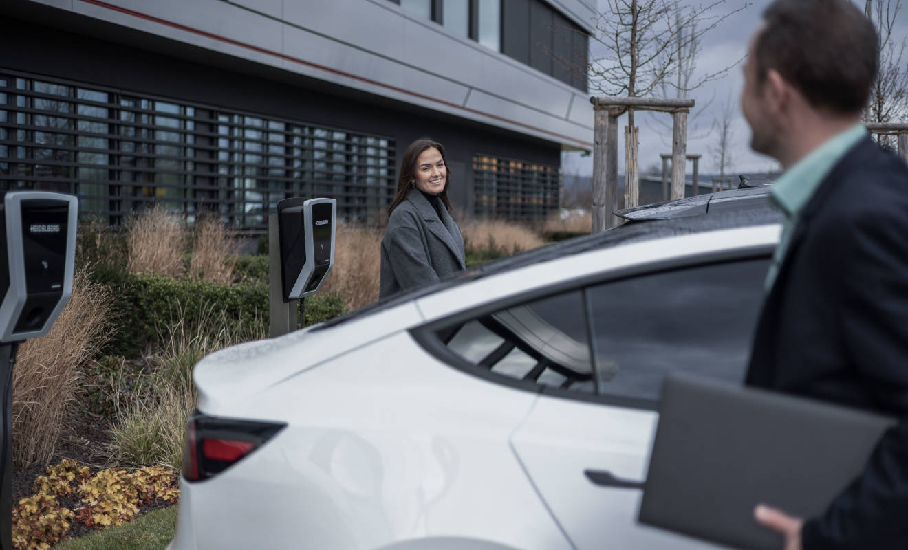 Amperfied: Neue Kunden durch Ladelösungen für Flotten - Electrified